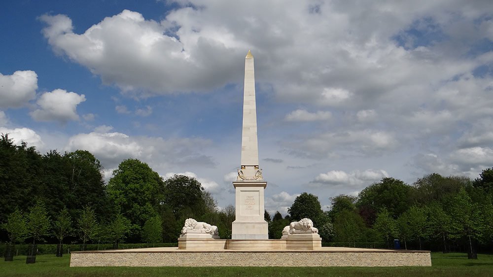 Memorials & Monuments – Chichester Stone Works