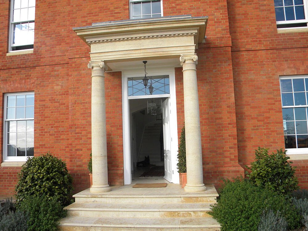 Stone-Portico-in-Hartham-Park-Bath-Stone – Chichester Stone Works